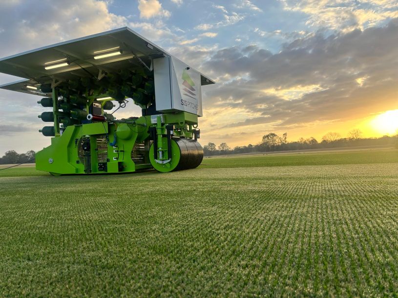 SIS Pitches invests in hybrid pitch stitching machines