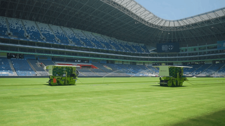 SIS Pitches prepares Estadio BBVA